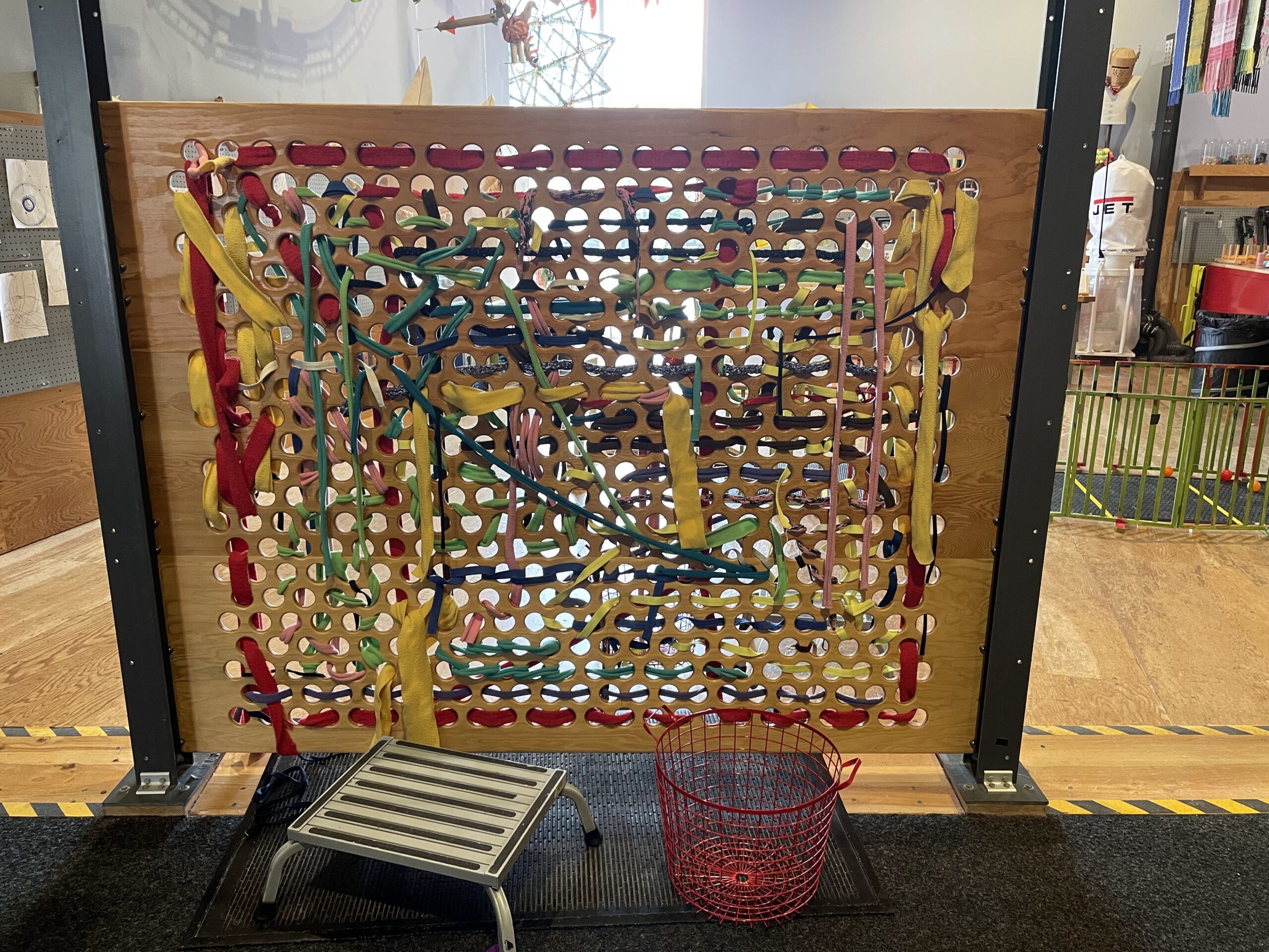 weaving wall - Children’s Museum of Pittsburgh Design & Consulting