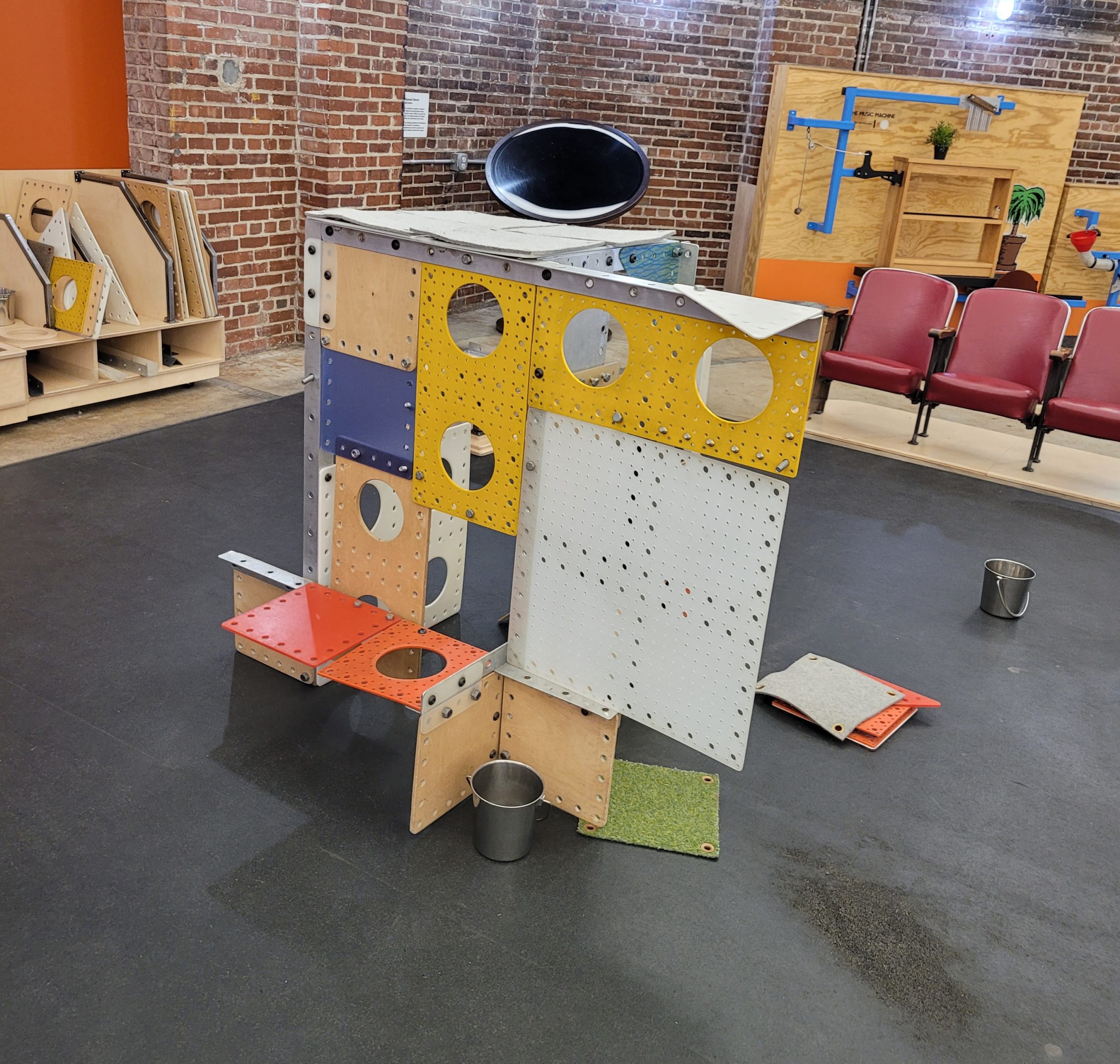 build it - Children’s Museum of Pittsburgh Design & Consulting