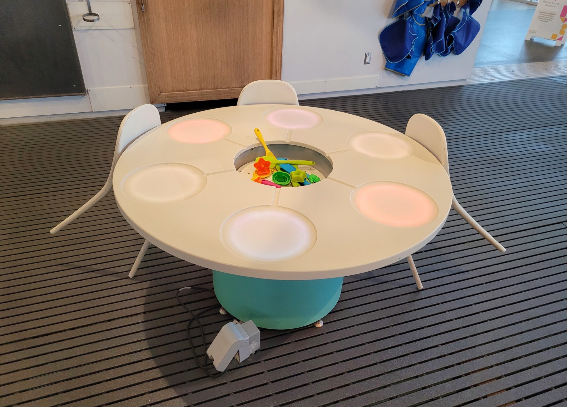 slushy table - Children’s Museum of Pittsburgh Design & Consulting
